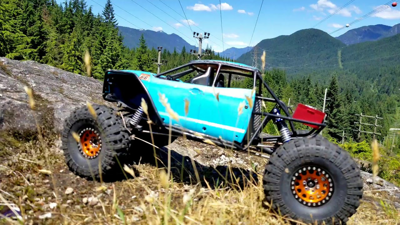 Custom built C2 Tundra Trx4 Rock Crawling - YouTube