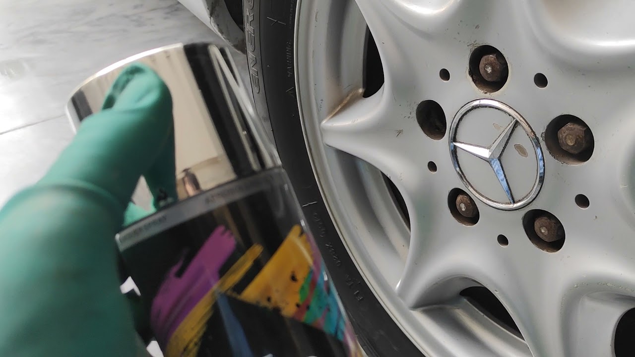 Easy way to paint wheel nuts/DIY repaint - YouTube
