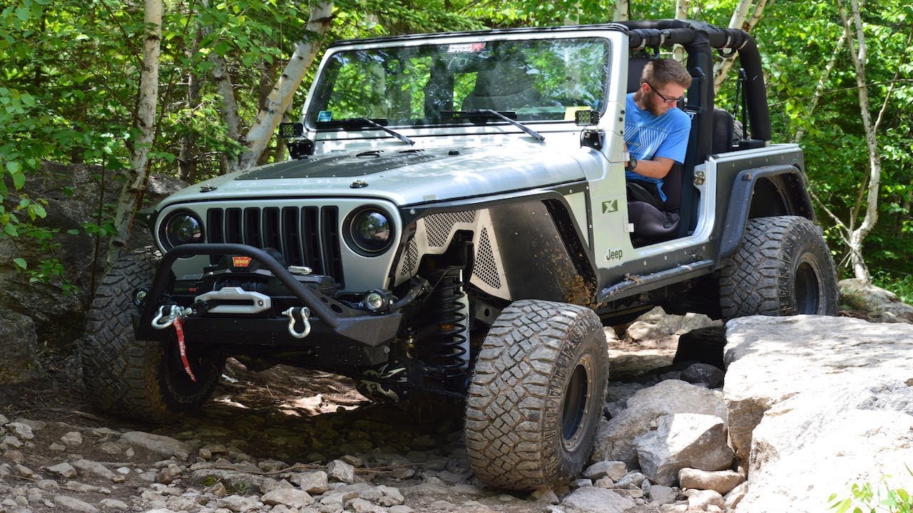 Poison Spyder Jeep Walkaround - YouTube