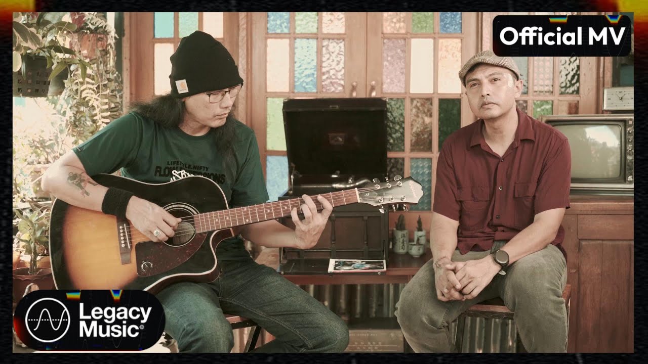 PHYO HAN - ဘာလို့မင်းက? [Official MV] - YouTube