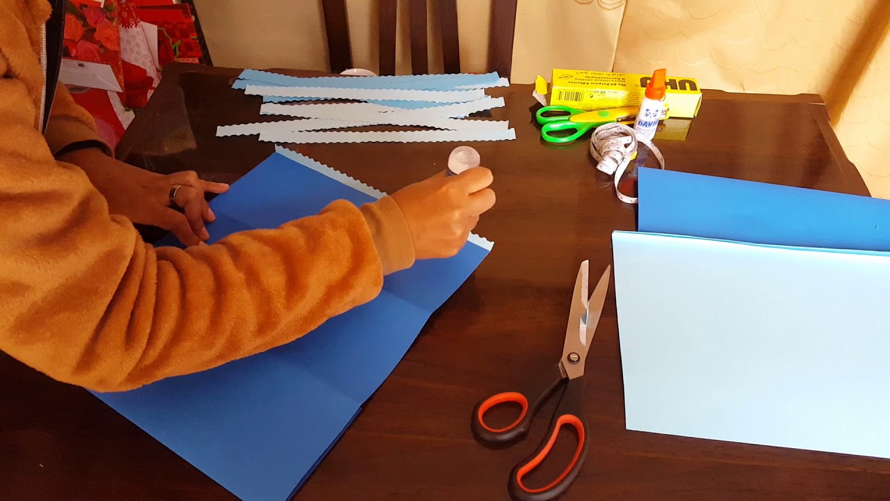 Pasos para armar un libro desplegable - YouTube