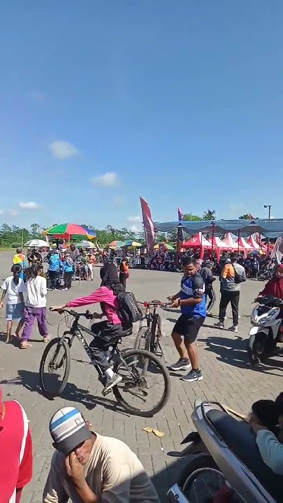 Acara gowes meriah#gowesindonesia - YouTube