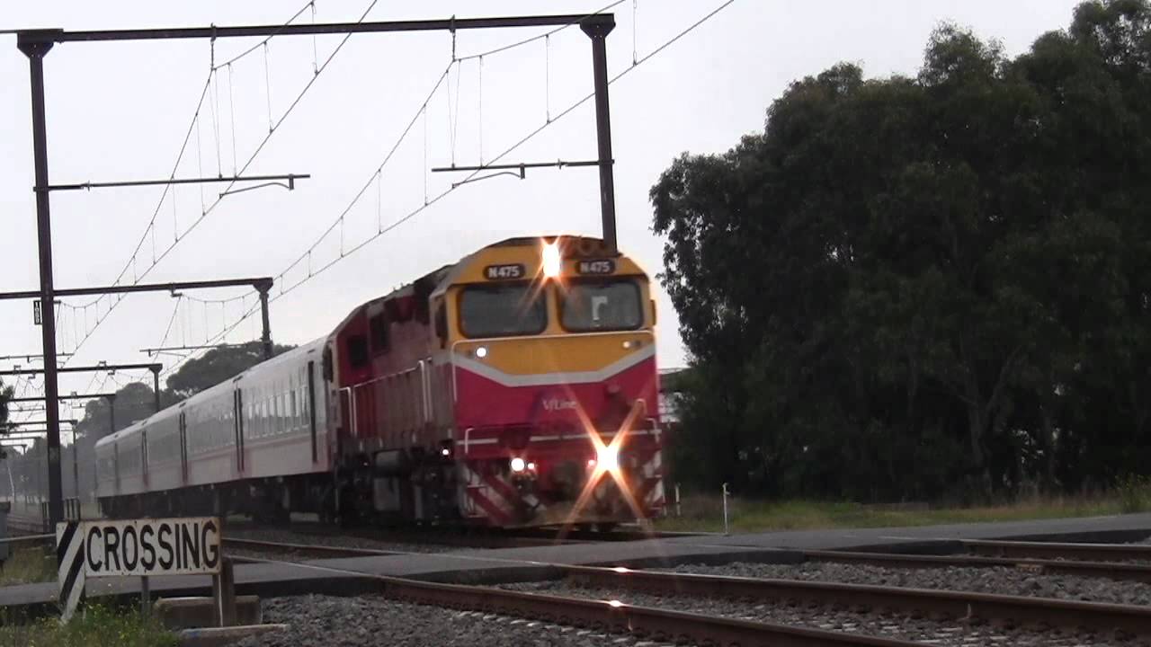 Vline N class and N set progress street Dandenong - YouTube