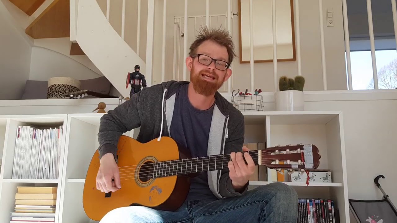 En pige gik i enge - YouTube