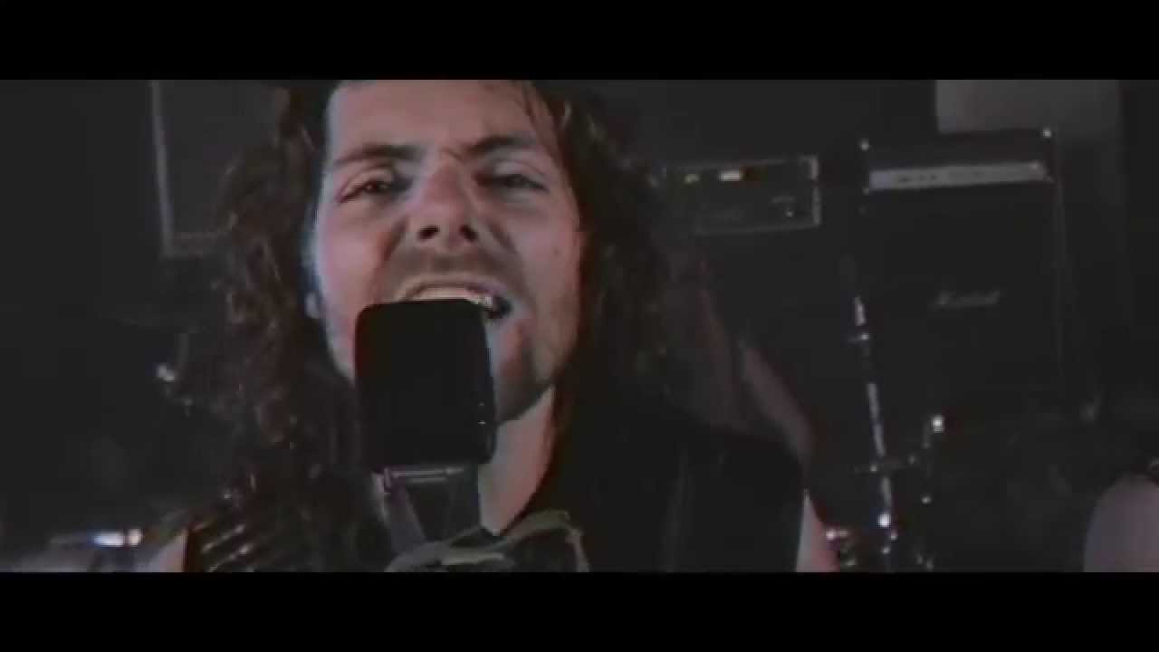 Distillator - Shiver in Fear [4K MUSIC VIDEO] - YouTube