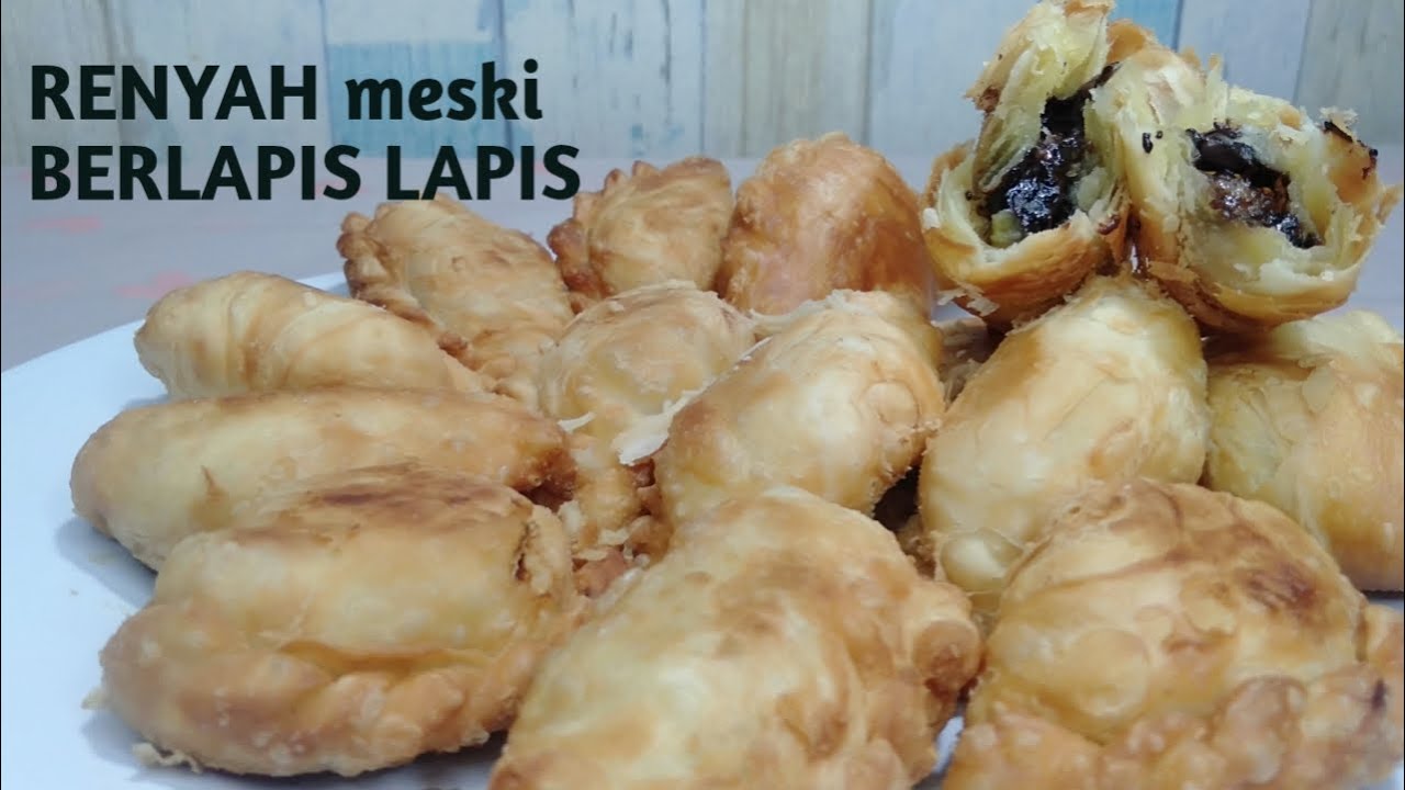 BUKAN PASTEL BIASA #PASTEL PISANG COKLAT DG KULIT BERLAPIS LAPIS - YouTube