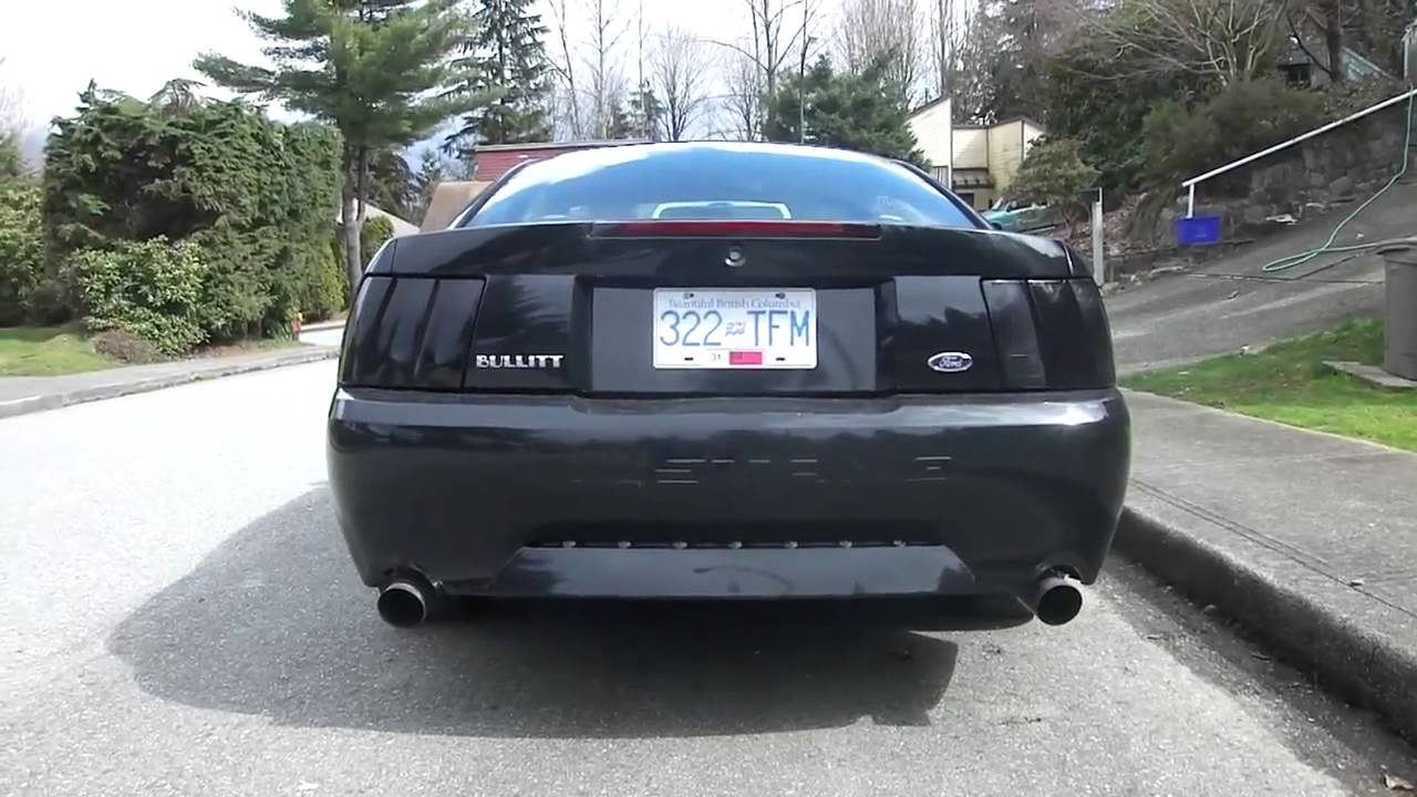 Supercharged 2000 mustang gt and a 2001 mustang bullitt - YouTube