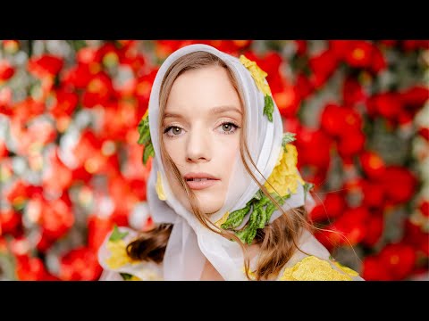 sanah - Love is blind