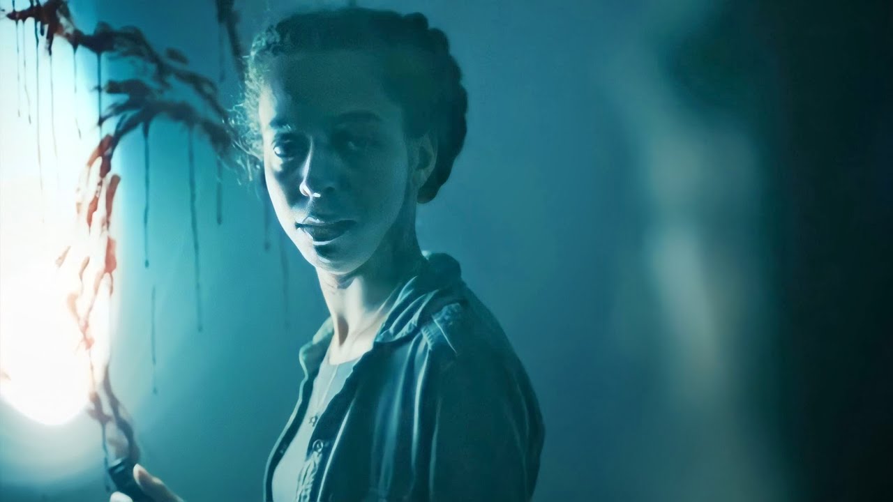 Girl Tries To Escape From Evil Entity, But The More She Tries, The ...