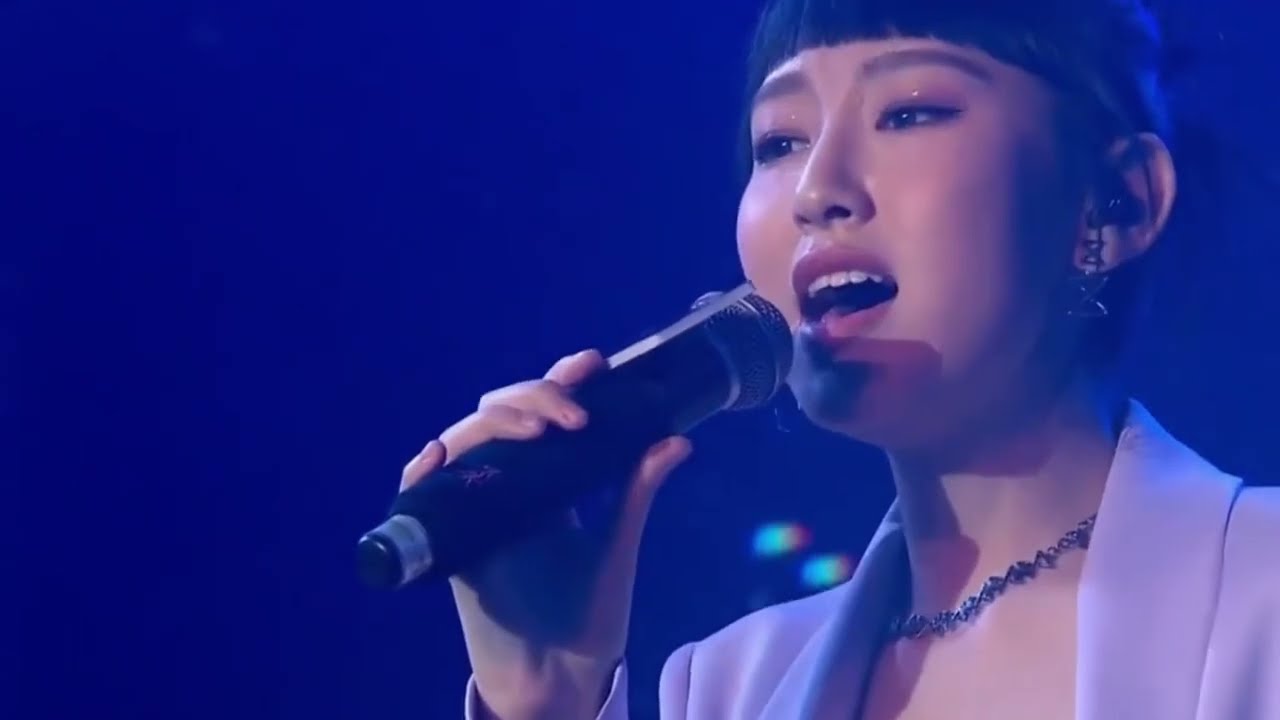 【Gigi Yim 炎明熹】翻唱《哥歌》《一水兩方》show live - YouTube