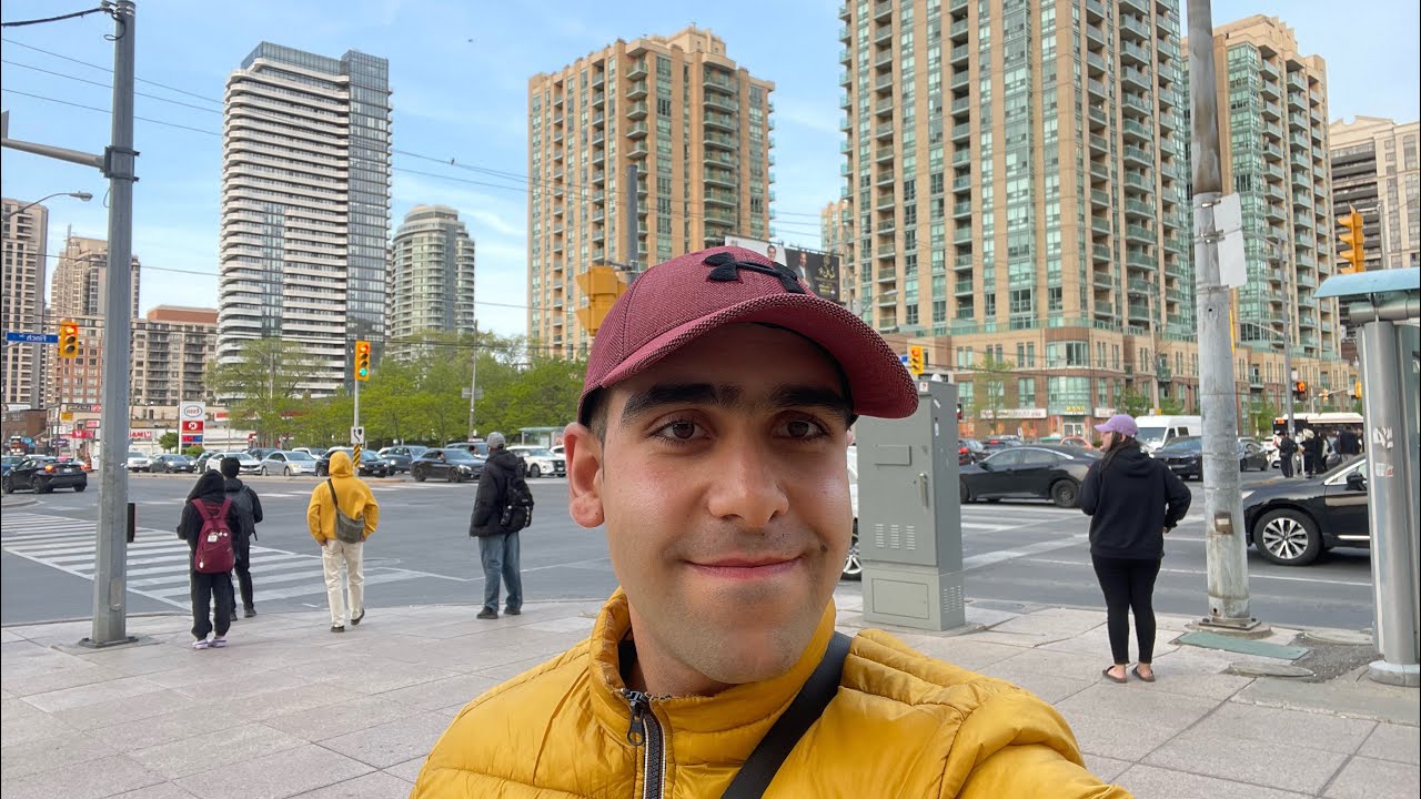 Toronto Walk: Walking Along Yonge Street from Finch Avenue to Mel ...