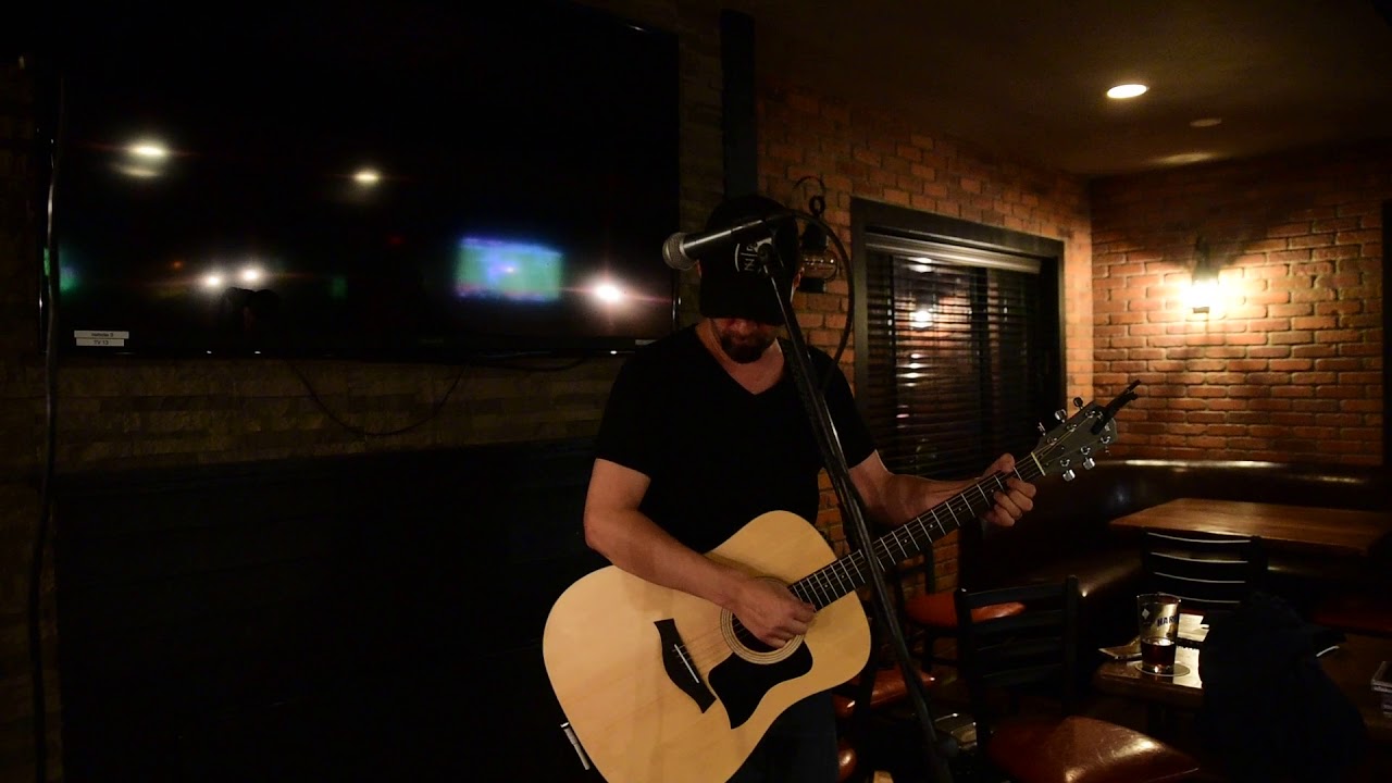 Geoff Roman, McSwiggan's, Weymouth, MA 10-7-17 - Wagon Wheel (D750) DSC ...