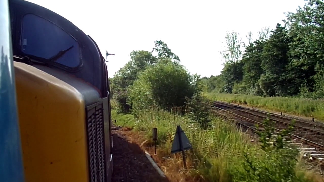 DRS class 37/4, 37419 departure from Brundall - YouTube