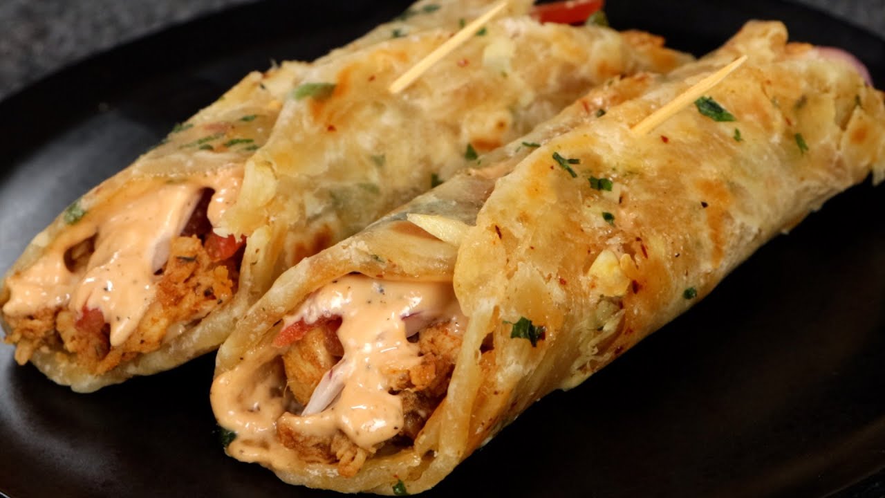Garlic Chicken Roll | Easy Garlic Chicken Wrap | Garlic Chicken Paratha ...