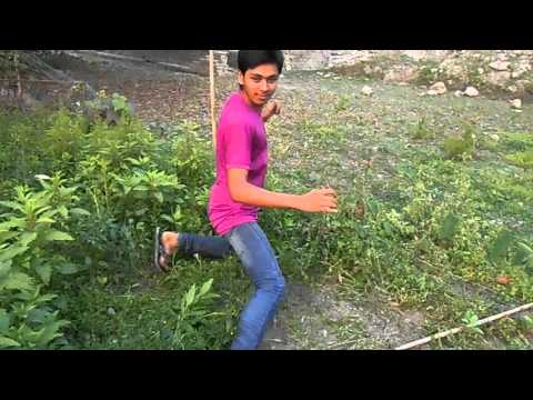 a funny verson of pahale nazarmain
