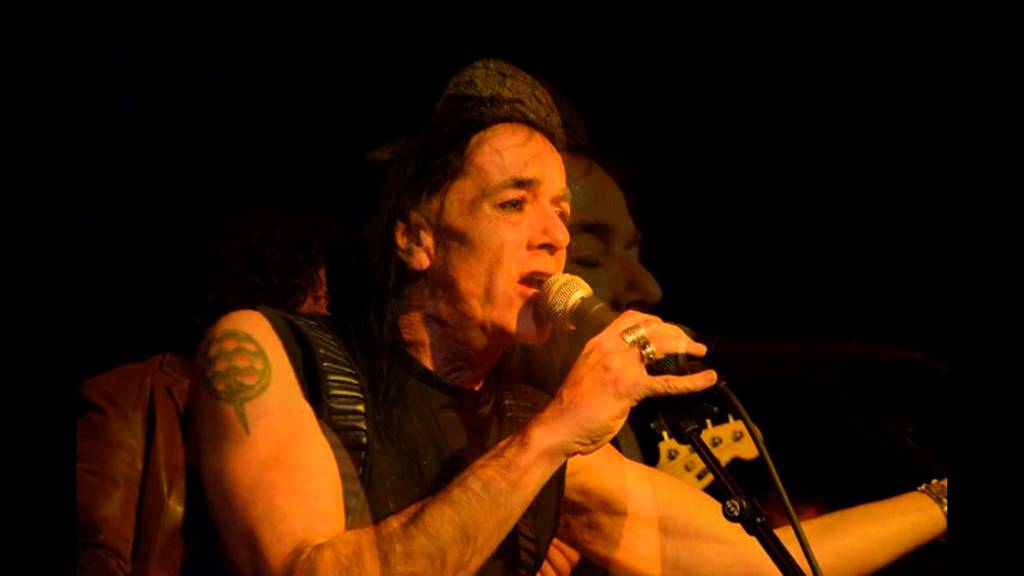 Ecki Stieg - Close Watch (Version 2013 - live) - YouTube