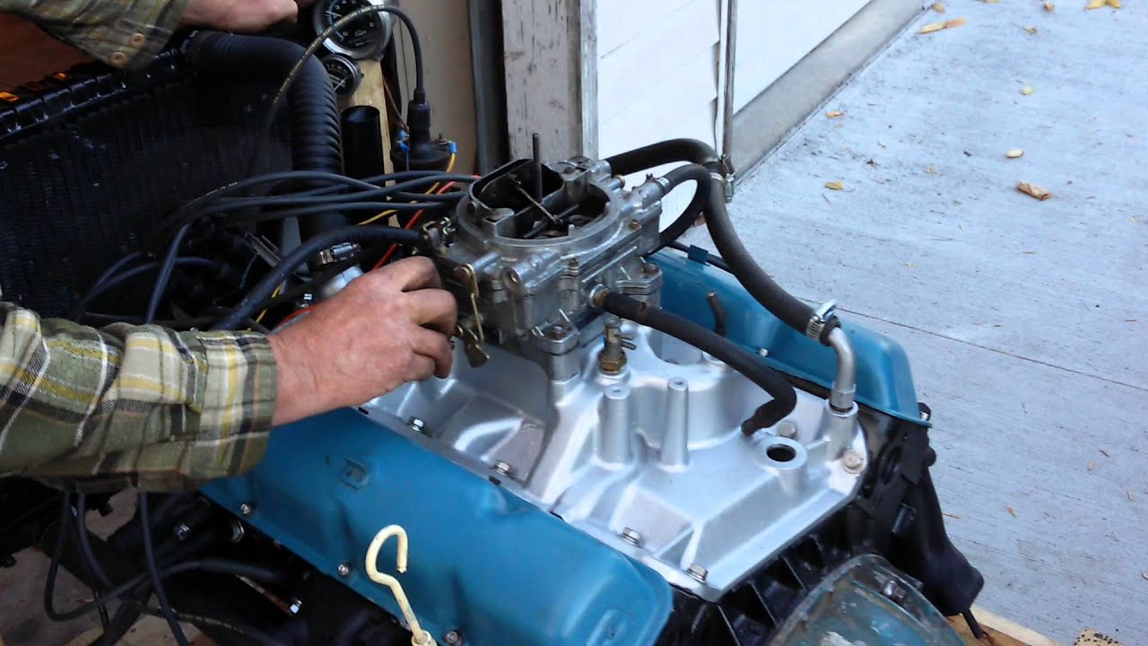 Tommy's AMC 401 first start up. - YouTube