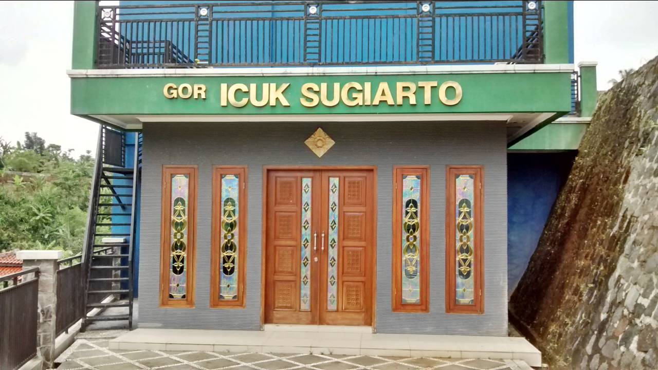 Icuk Sugiarto Training Camp Photos - YouTube