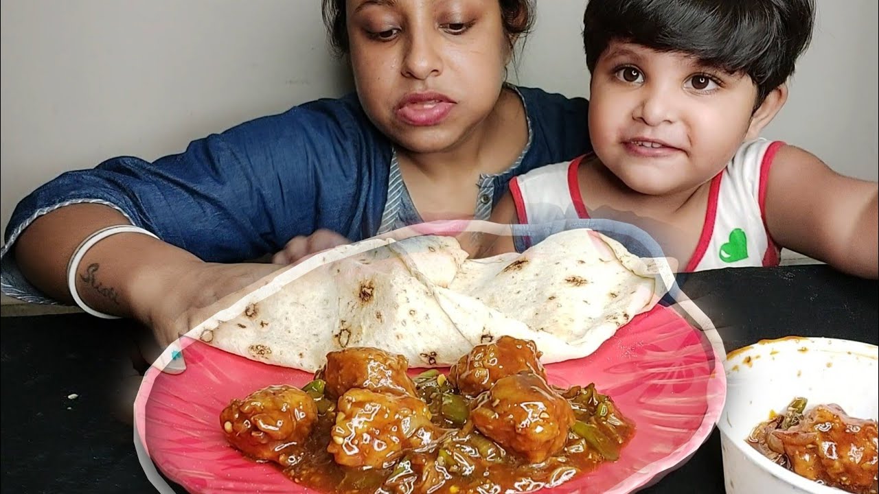 Eating Show - Chilli Chicken & Rumali Roti | poulami eating show - YouTube