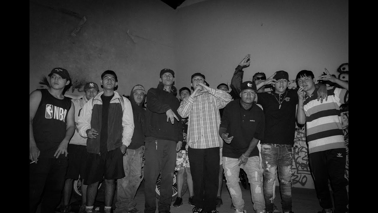 LA MOSH FT WAVES - YouTube