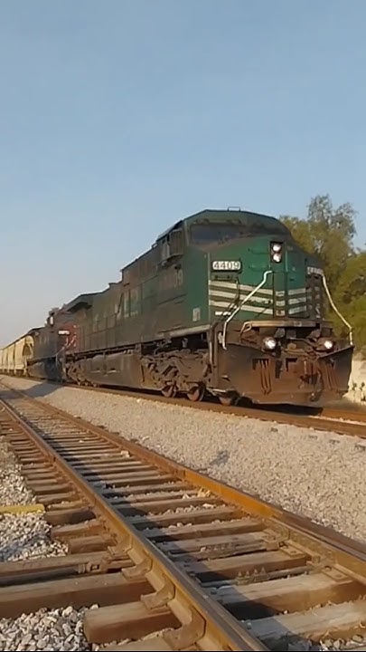Se le activo el comprensor, Tren de Ferrosur/GE/AC4400CW/4409/4540 largo al norte, Ecatepec ...