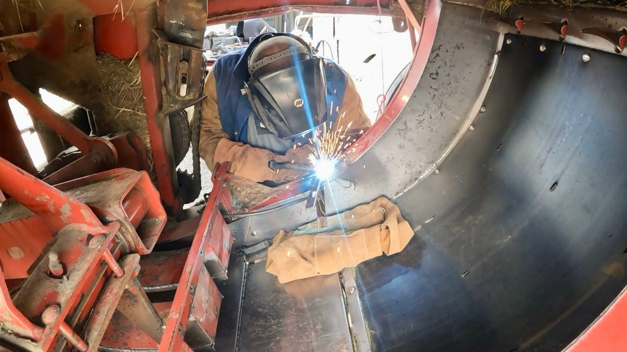 Repairing Stuffer Arm On A Case 8575 Square Baler YouTube repairing-stuffer-arm-on-a-case-8575-square-baler-youtube