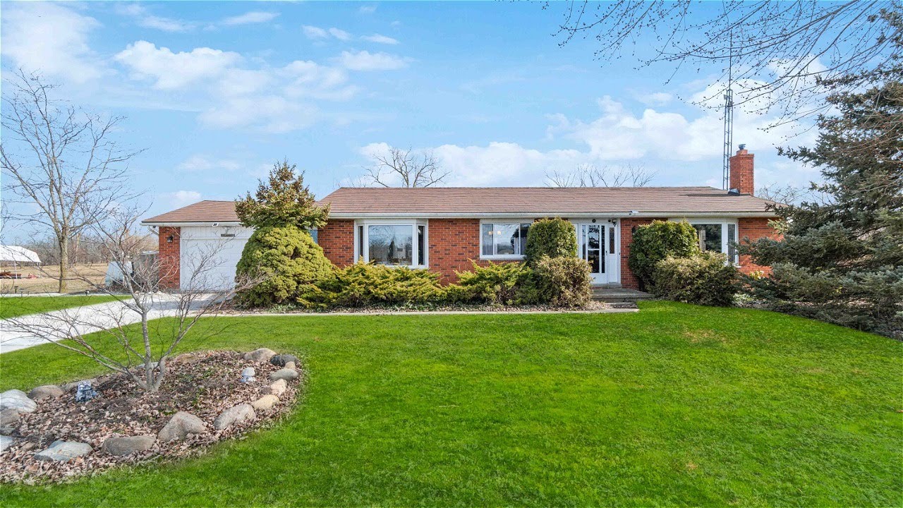 990 Duthill Road, Wallaceburg, ON - YouTube