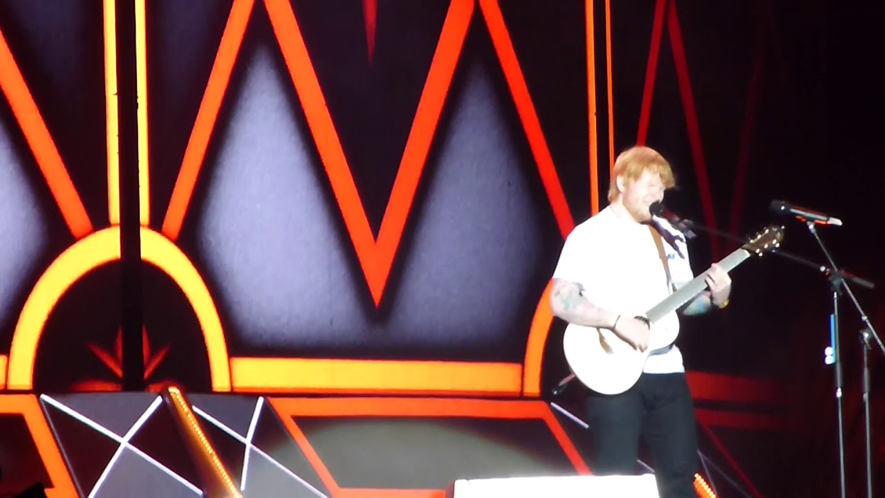 Ed Sheeran - Sing - YouTube