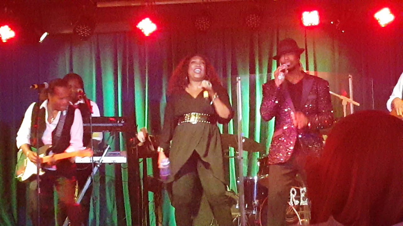 Mia Johnson singing with treasure and the dreamstone band - YouTube