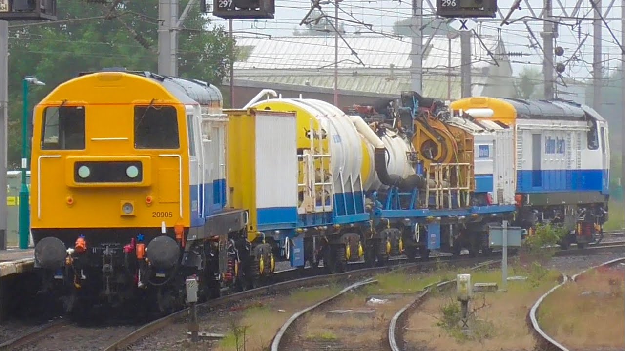 DOUBLE Class 20s STRANDED Due to Technical ISSUES On The DRAIN TRAIN In ...