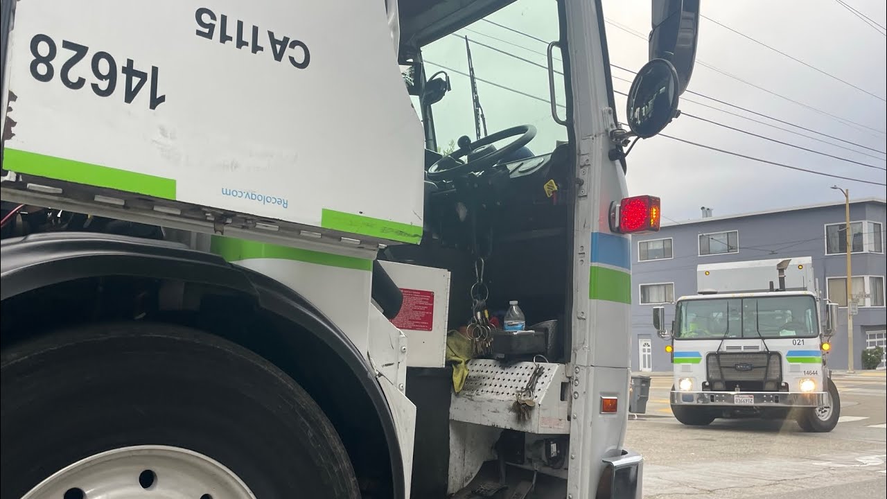 Garbage Trucks in Action: California, Oregon, Washington, and Texas ...