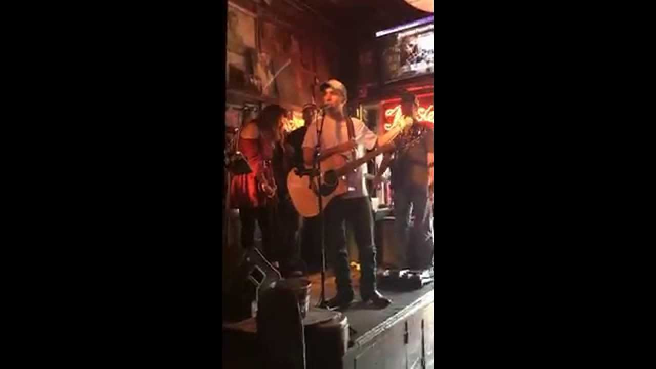 Noah Garner (Good Hearted Woman) -Tootsies Orchid Lounge, Nashville ...