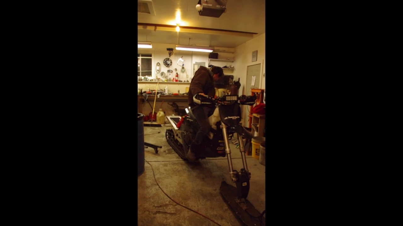 Sled Motor Snowbike Starts and Runs!! - YouTube