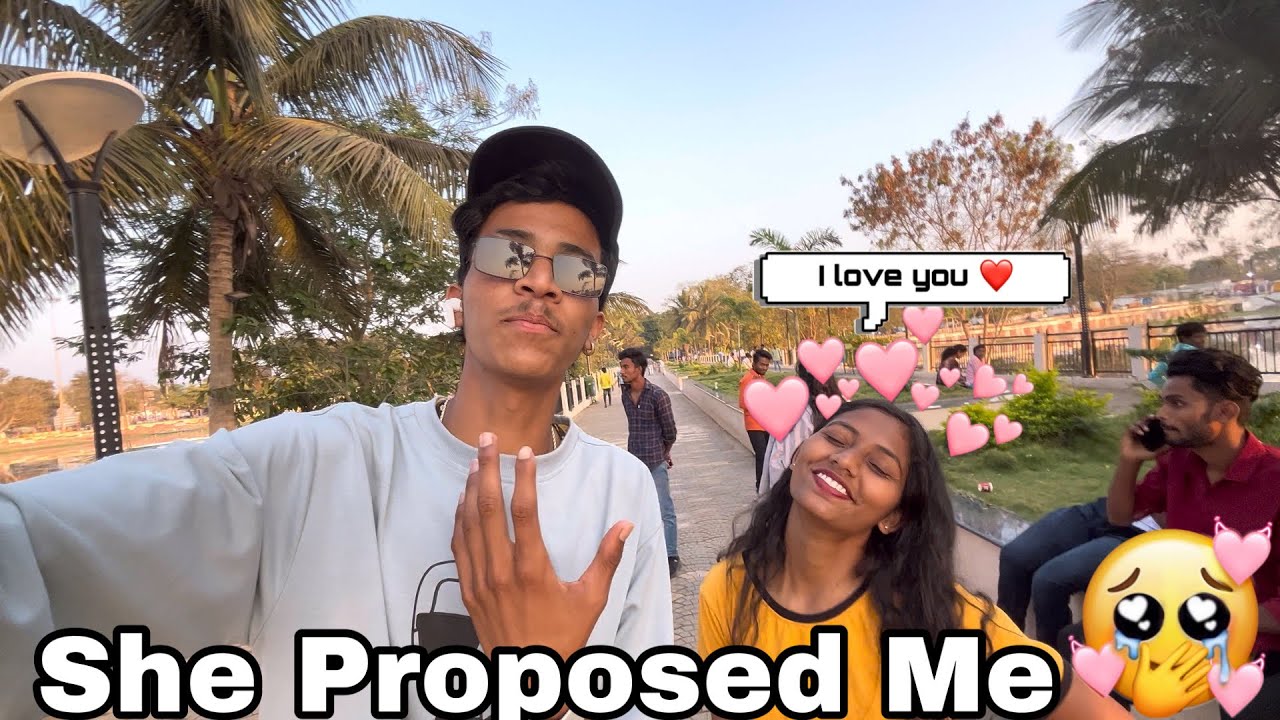 Girl Propose Me in Public Place 😍 || Flirting With Cute Girls ️ - YouTube