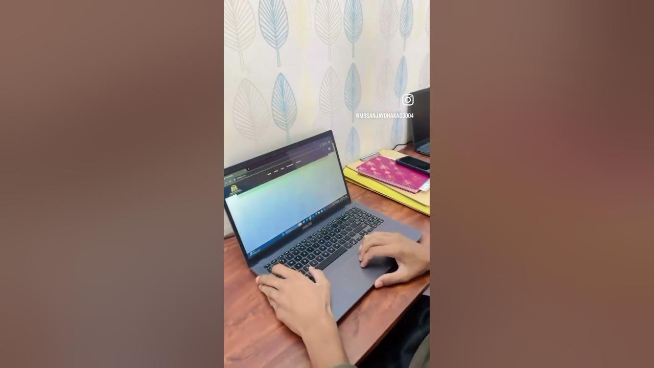 Make Hotel Website Use React Coading Programming Coder Webdesign Computer Sort Python