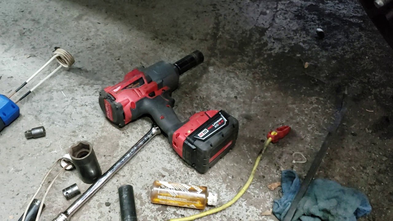 2010 Ford F150 Seized Hardware - YouTube