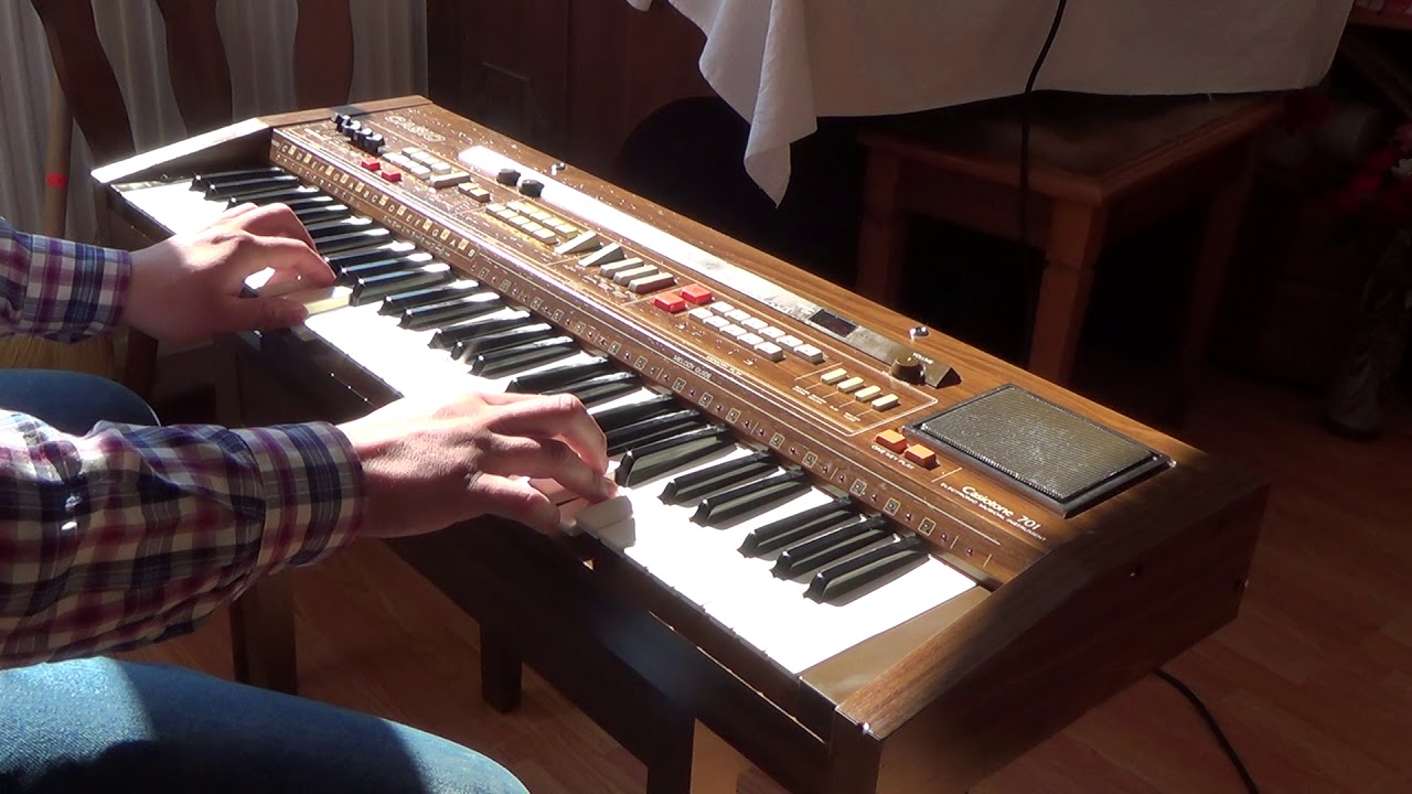 Demo 1981 Casio Casiotone 701 - YouTube