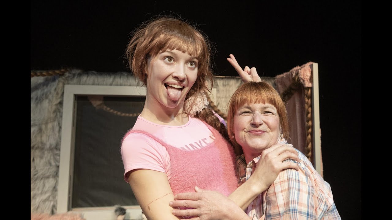 #LOCIKA / trailer k inscenaci Malého divadla - YouTube