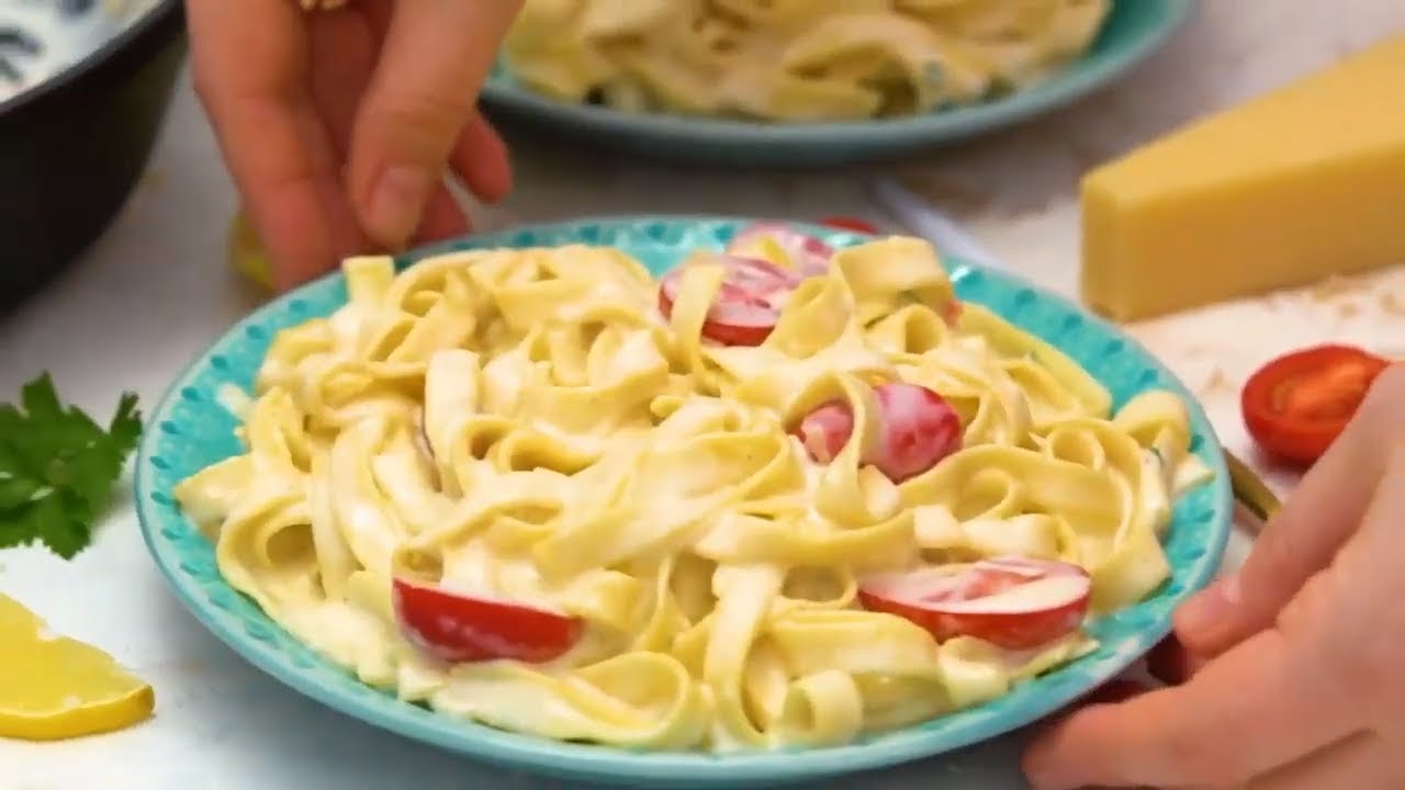 One Pot Garlic Parmesan Pasta Recipe Video - YouTube