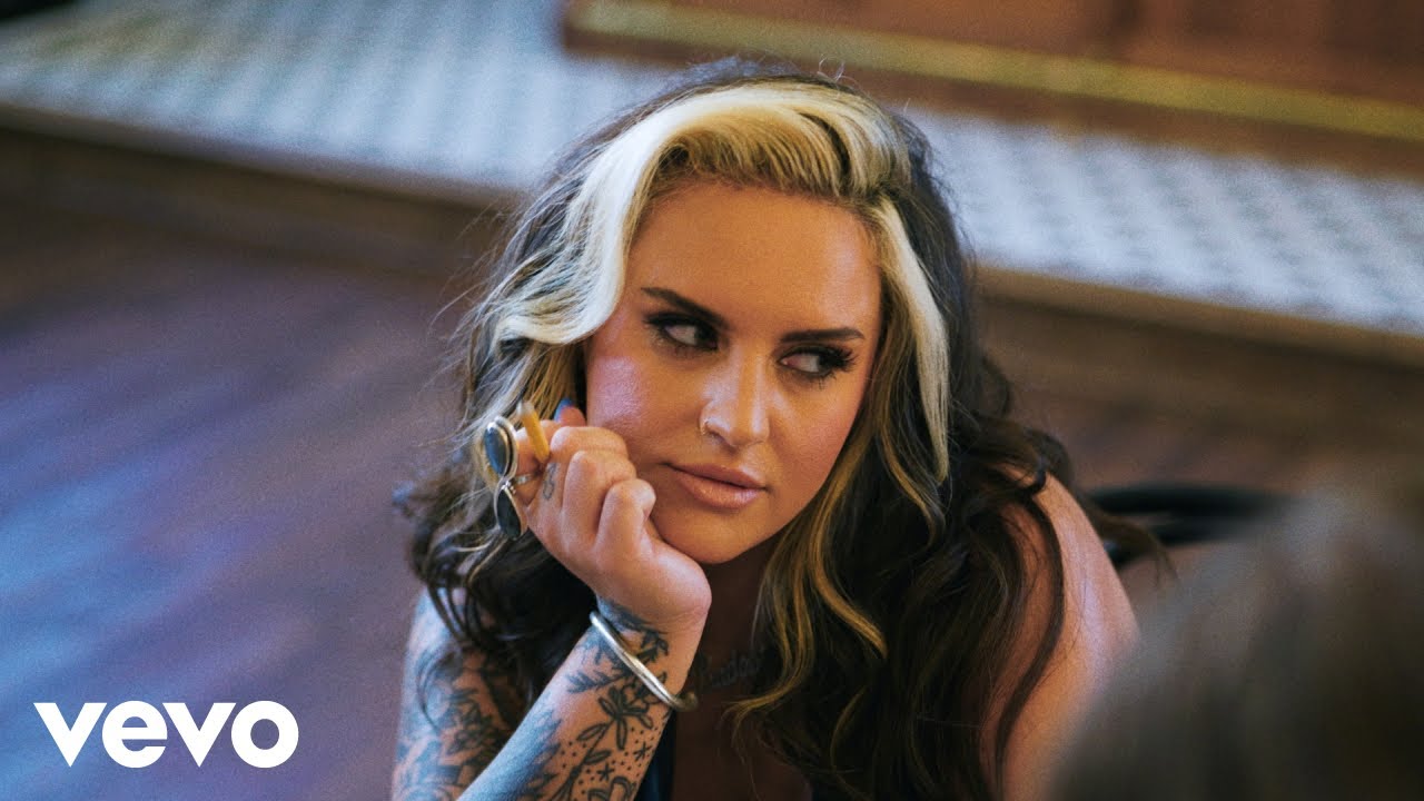 Taylor Austin Dye - Damn Good Day (Official Music Video) - YouTube