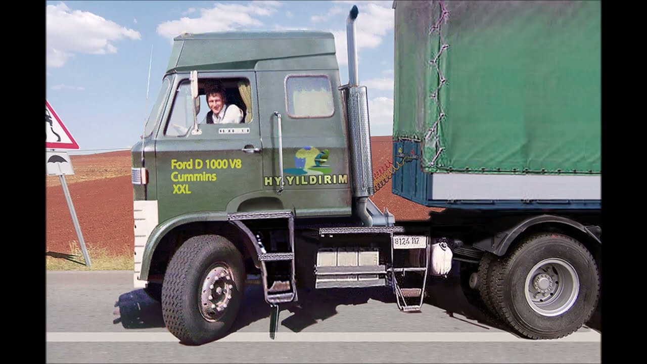 Ford D 1000 V8 Cummins XXL - YouTube