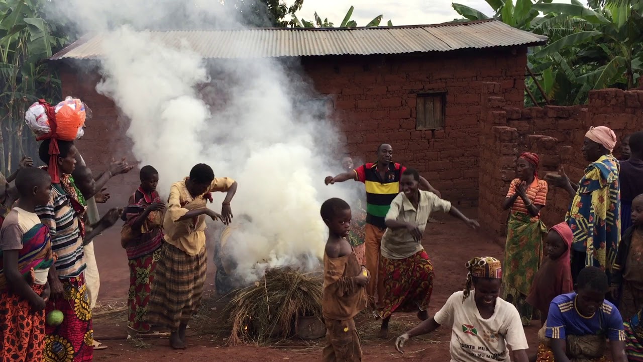 Batwa People Village Dance Show Kirundo Burundi East Africa - YouTube