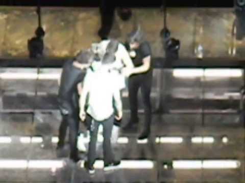 One direction twerking