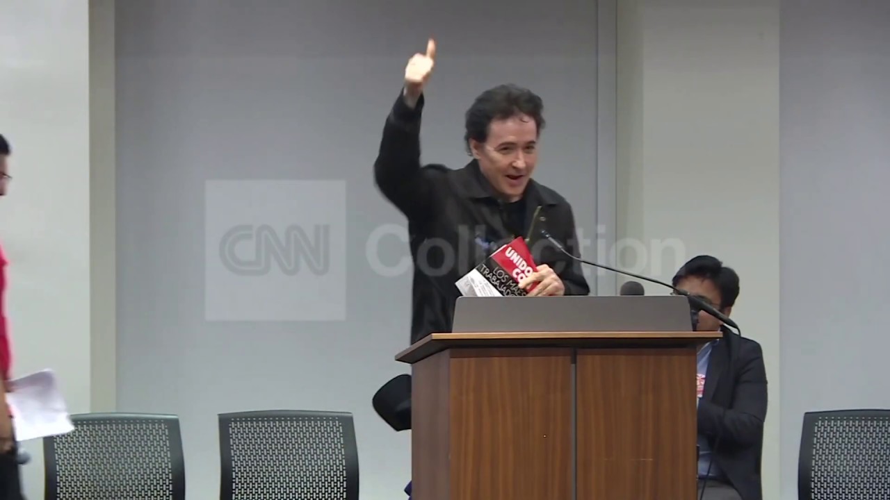 Bernie Sanders and John Cusack rally with Chicago Teachers Union - YouTube