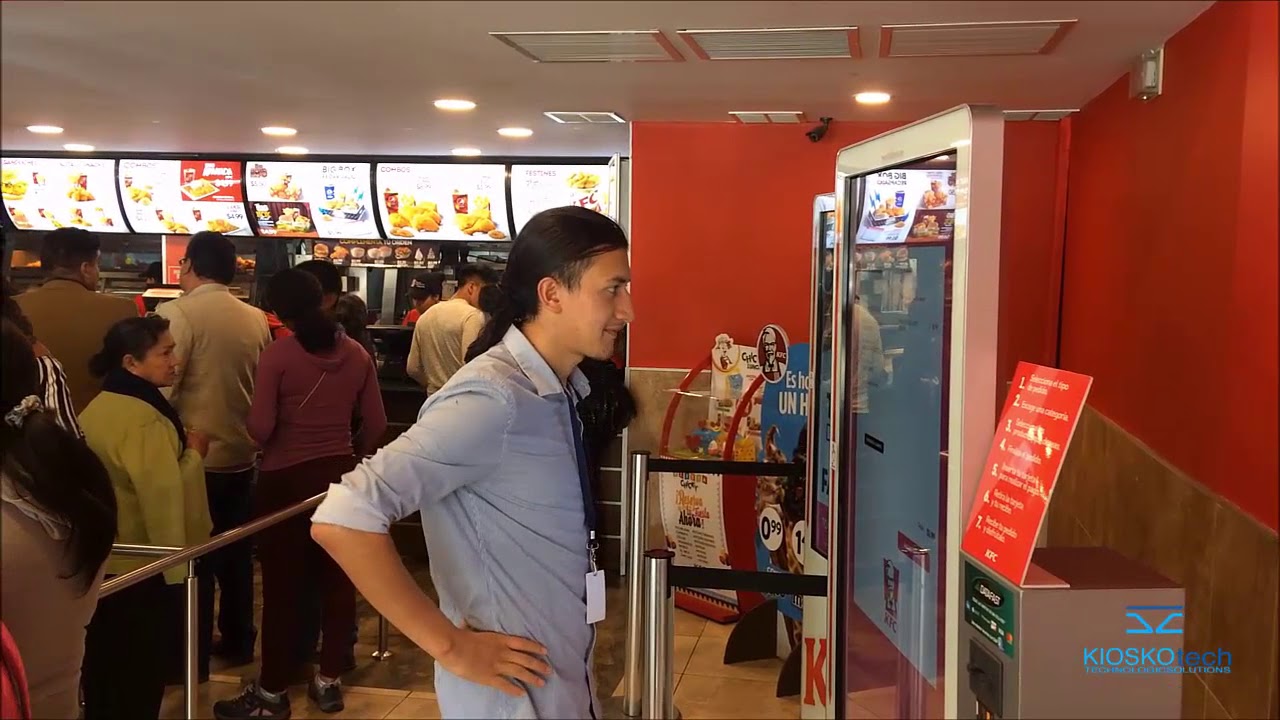 Kiosco Autoservicio vs Fila KFC - YouTube