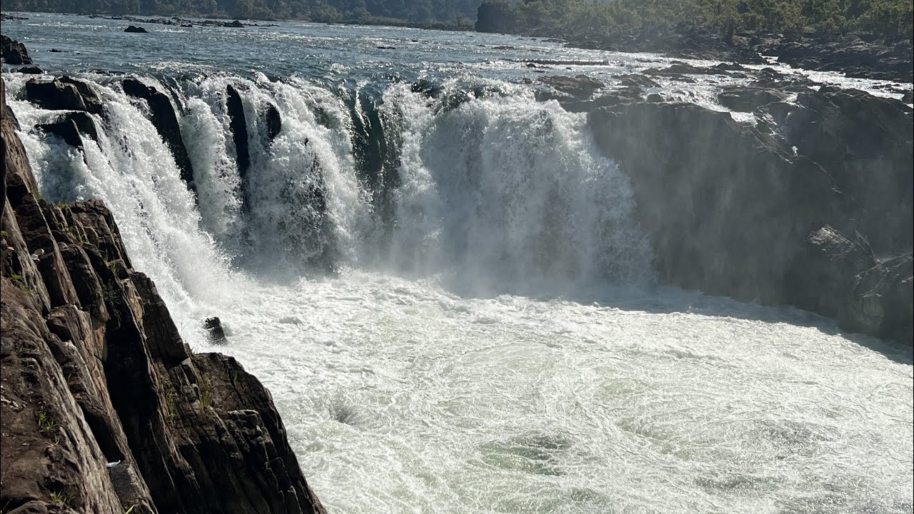 Dhuandhaar Waterfall | Bhedaghat | Must See Natural Wonders | Jabalpur ...