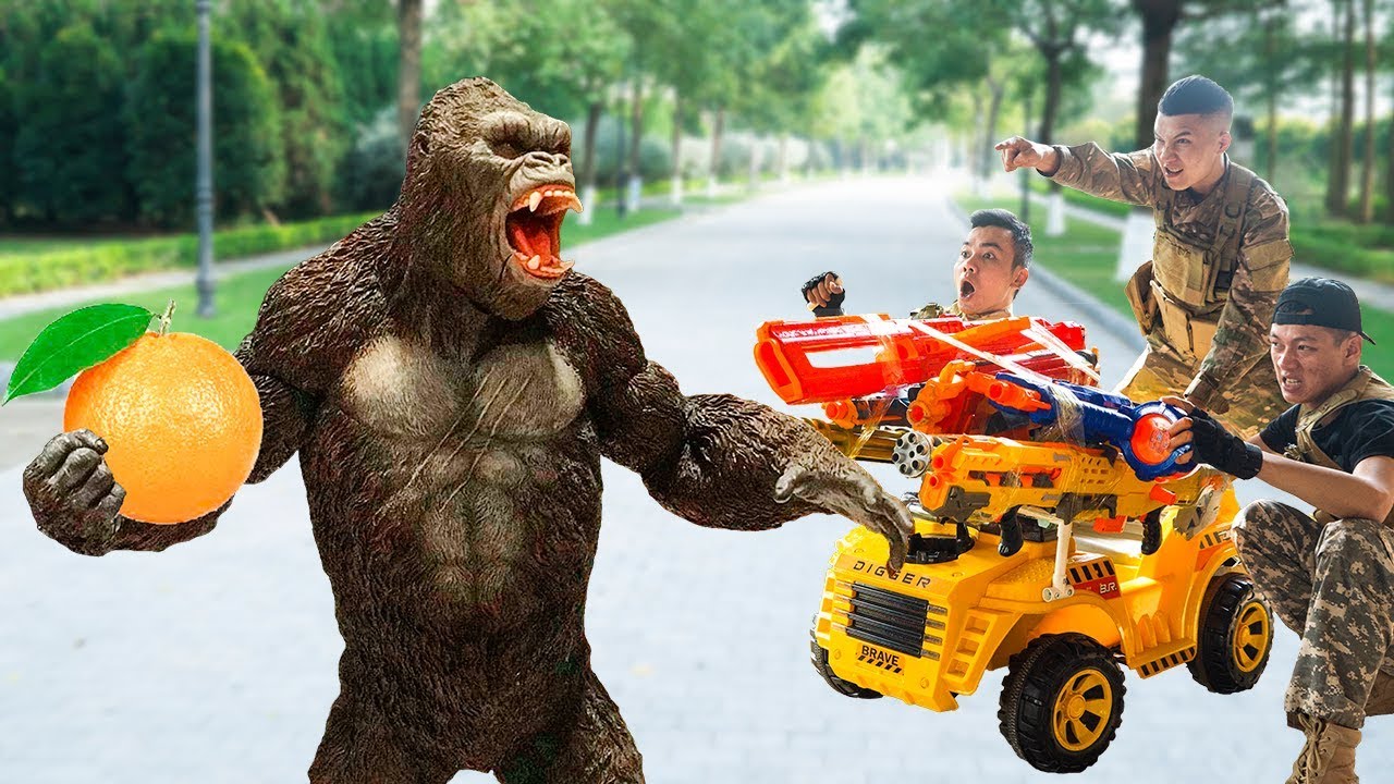 Battle Nerf War: Blue Police & Monkey Driving Car Nerf Guns Robbers Group - YouTube