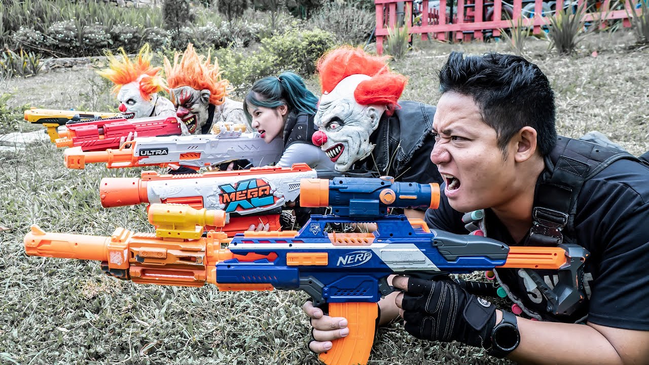 LTT Films : Two Silver Flash SEAL Fight Criminal Clown Mask And Blue ...