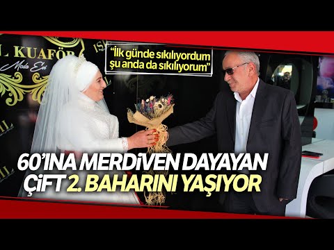 8 Torun, 4 Çocuk Sahibi Çift Yeniden Gelinlik ve Damatlık Giydi