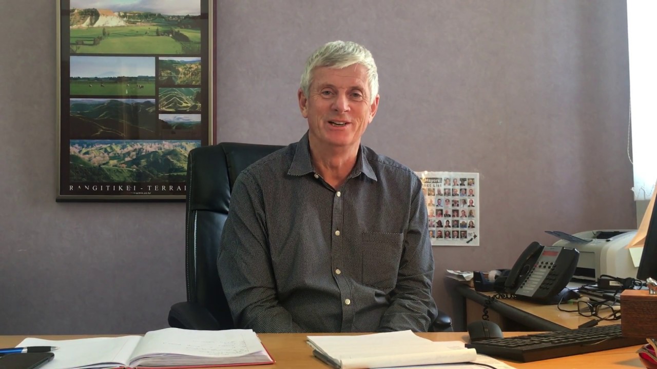 Mayor Andy Watson. Council Update B: 8 April - YouTube